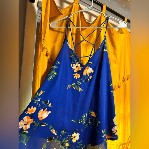 Sienna Sky | Tops | Sienna Sky Size Medium Blue With Flowers Crisscross ...